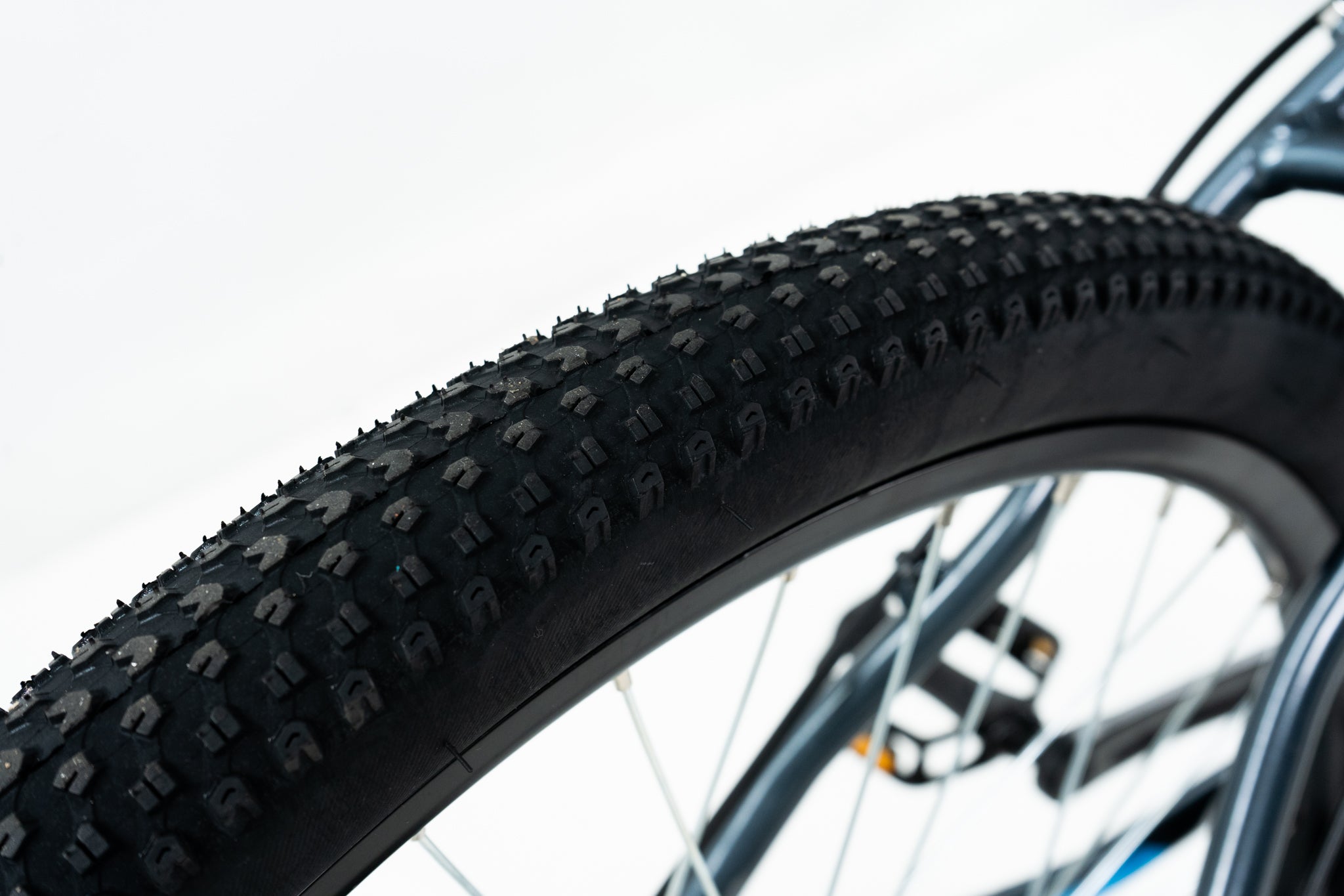 CLAUD BUTLER Haste-E-Electric Bike-Mountain-Grey-Red-ET Bikes-641018